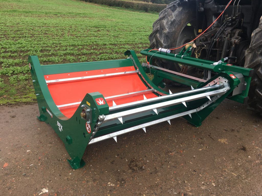 BFX-180 Wessex international round bale feeder – W&M Agricultural ...